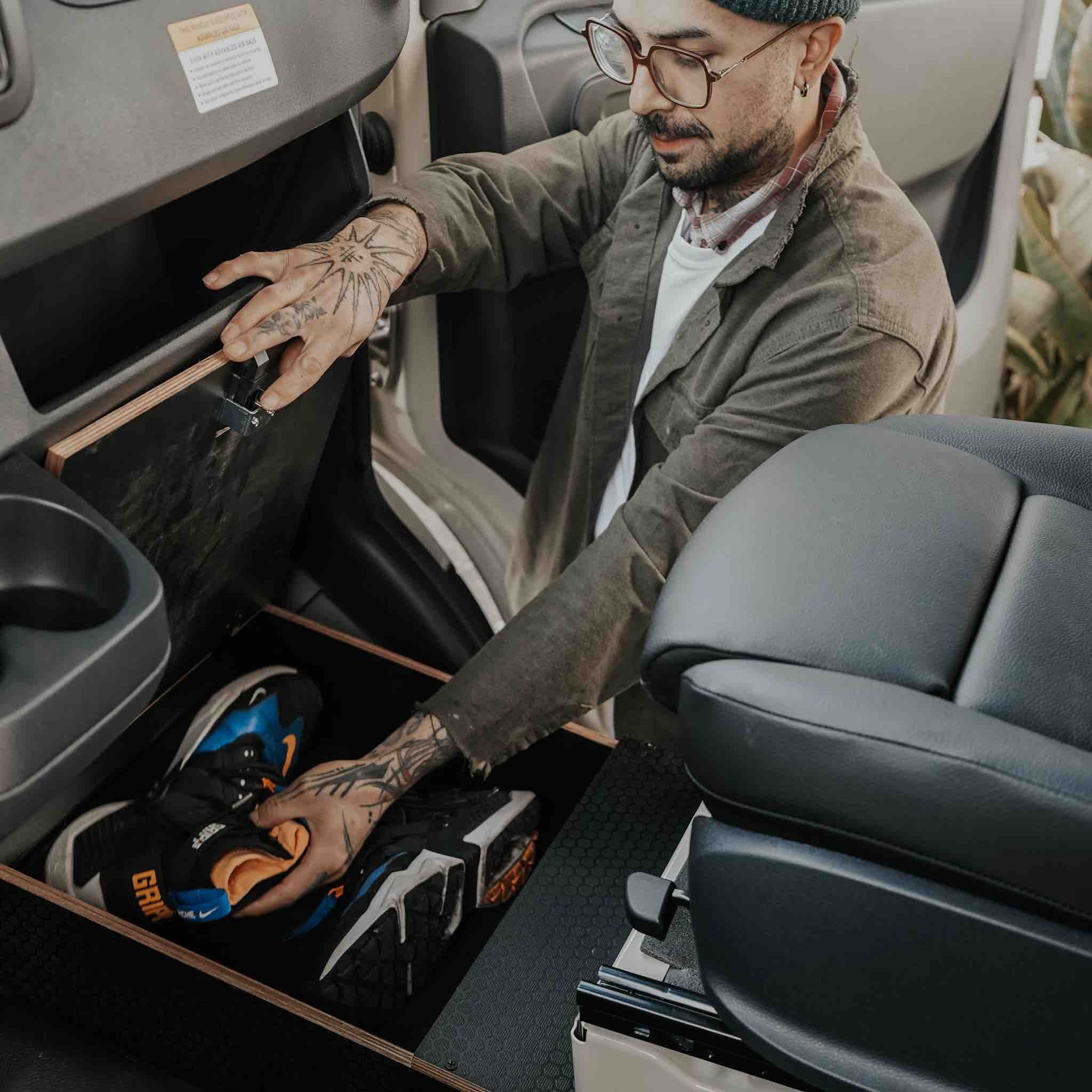 Sprinter Van Foot Storage Platform Floor Extension Sprinter (Gen 1 Dis ...